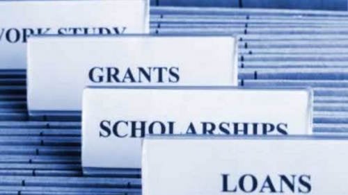 118 Great Questions to Ask on a College Tour