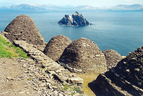 Driving Ireland’s Ring of Kerry: Maps and Complete Guide