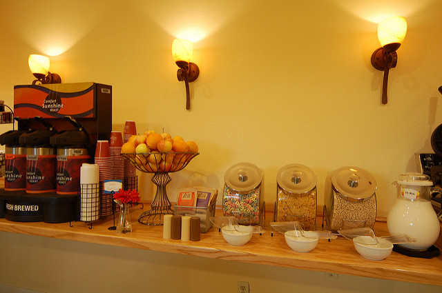 What Comes With a Continental Breakfast? Sample Menu · PrepScholar